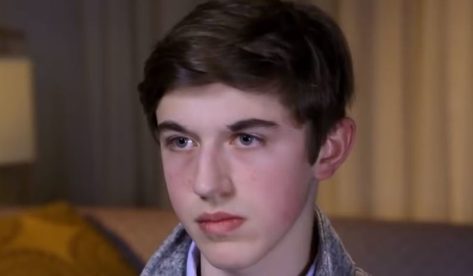 (video) Un adolescent de 16 ani dă în judecată Washington Post pentru ...