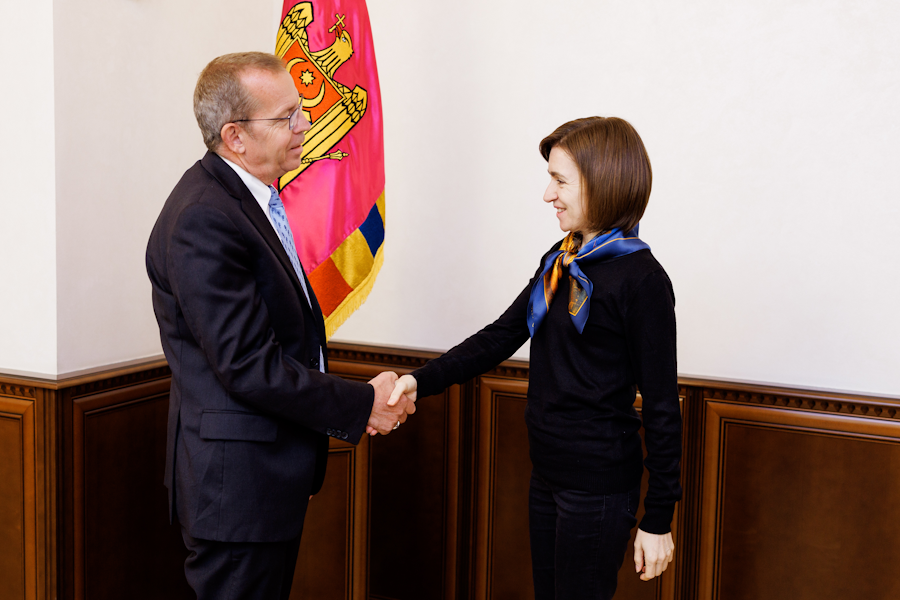 Sandu a avut o întrevedere cu Simon Springett, Coordonatorul Rezident ...