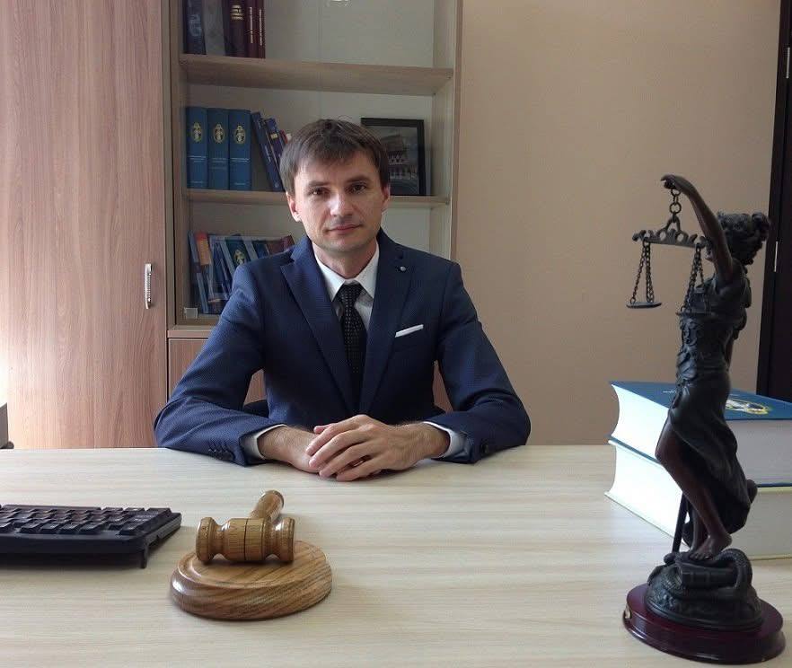 Judecător loial guvernării PAS, numit la Curtea Constituțională din ...